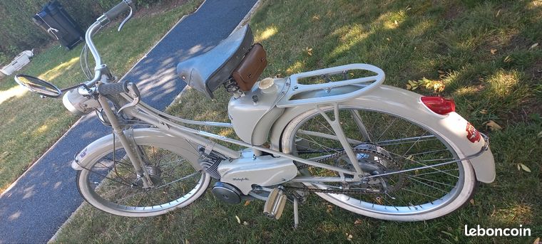 Mobylette motobecane av d'occasion - Motos - leboncoin