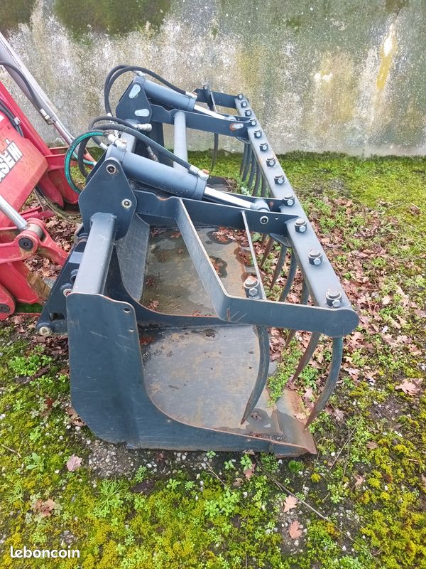 Chargeur frontal STOLL LRZ 130 - FZ45 - Matériel agricole