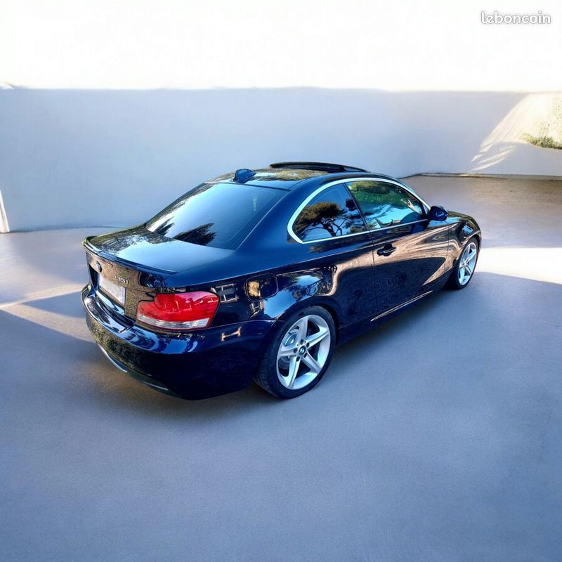 135i N54 Toit ouvrant Harman Kardon Boite automatique - Voitures