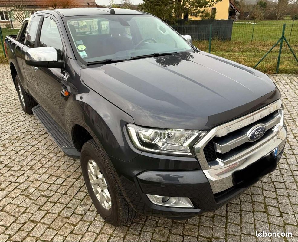 Ford ranger 2.2tdci 4x4 xlt sport 2018 - Voitures