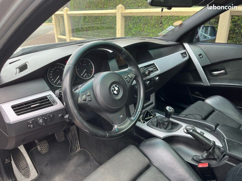 Bmw 530d e60 Full pack M d’origine - Voitures