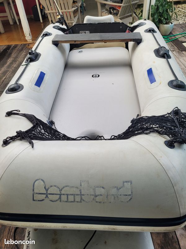 Annexe et petit moteur électrique - Nautisme