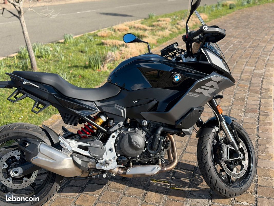 F900 XR A2 Triple Black Finition Pro 2025 - Motos
