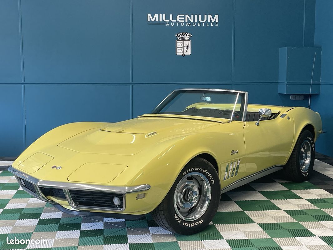 Chevrolet CORVETTE C3 427 - Voitures