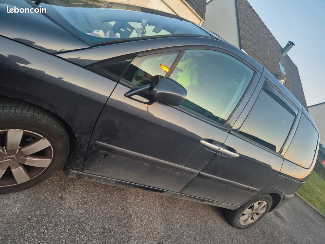 Citroen C8 - Voitures