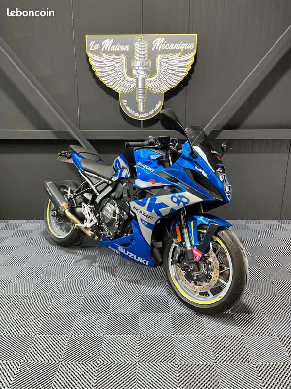 Suzuki GSXR 800 2024 / Idéal Permis A2 / Sous Garantie Constructeur - Motos