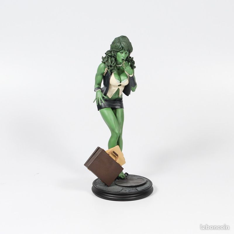 She hulk comiquette statue sideshow - Collection