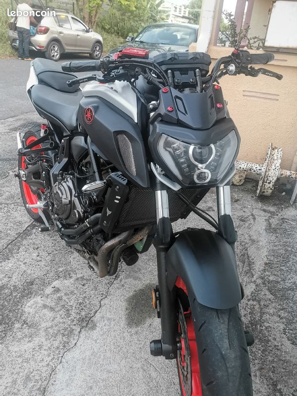 Mt07 2018 yamaha full led - Motos