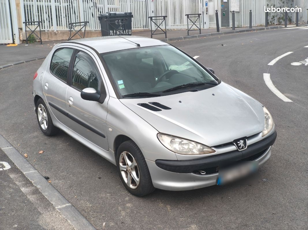 Peugeot 206 HDI - CT OK - Voitures