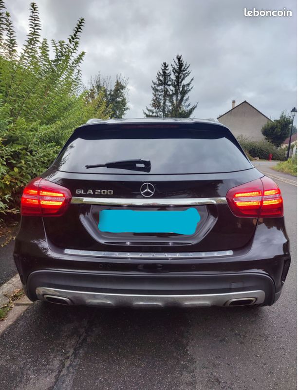 Mercedes-Benz GLA 200 phase 2 - Fascination AMG - Voitures