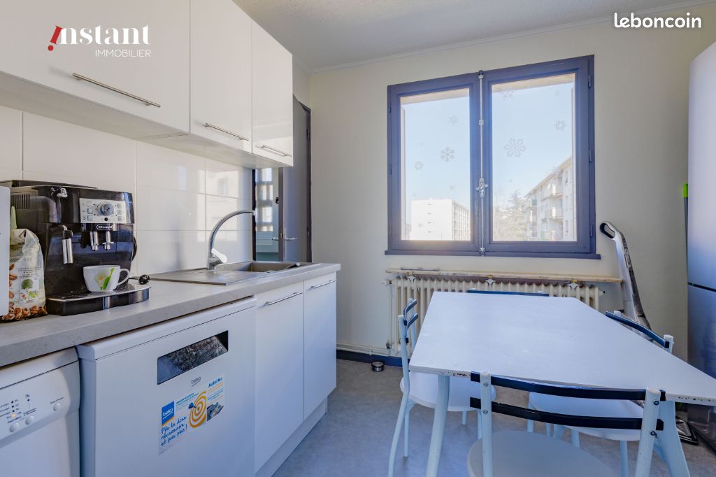 Appartement 1 pièce 21 m² - Locations
