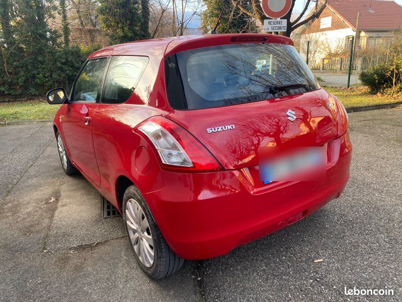 Suzuki Swift IV - Voitures