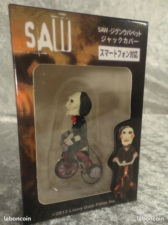 SAW - Figurine Billy Puppet Avec Tricycle Saw - Collection