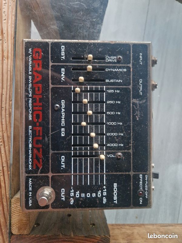 Graphic Fuzz Electro Harmonix - Instruments de musique
