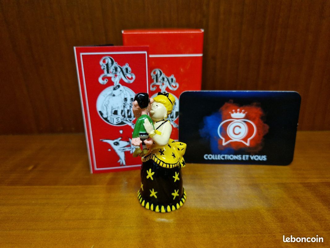 Figurine PIXI 5495 - Lulu Carabine embrassant Joe Dalton - Collection