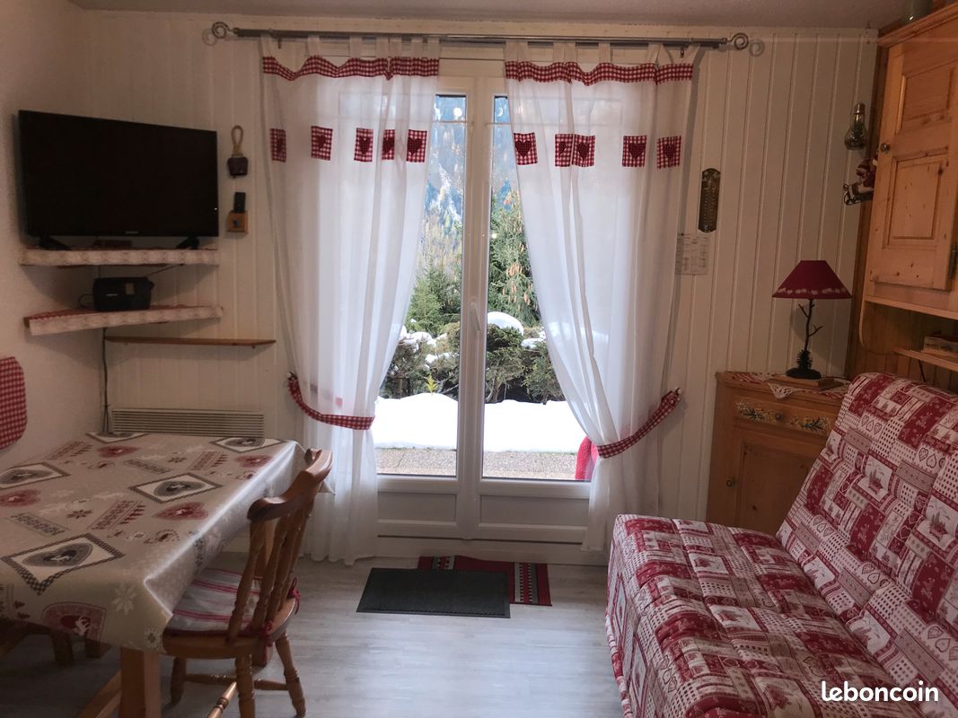 CHATEL F 2 LIBRE sauf sem 8 / 9 / 4pers - Locations saisonnières