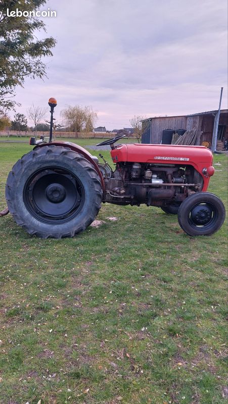Massey Ferguson 835 - Tracteurs