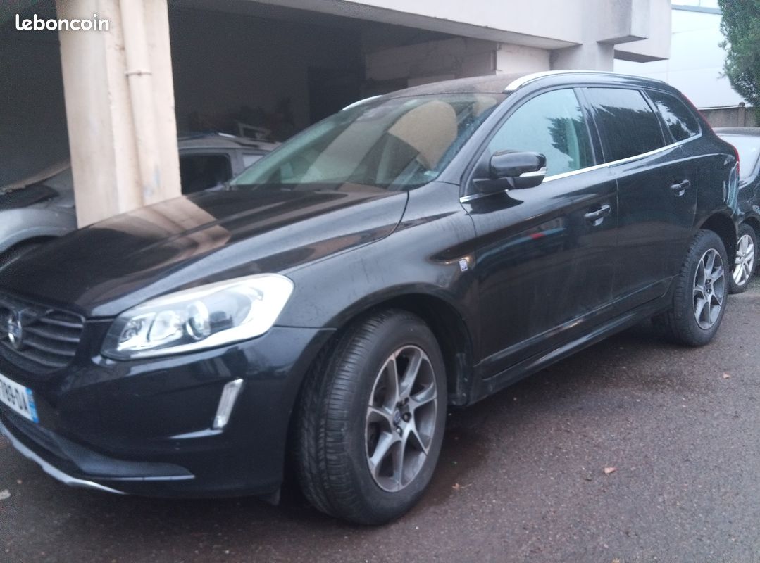 Volvo XC 60 D3 auto ocean race tva ded - Voitures
