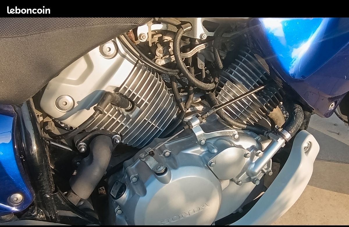 125 Varadero - Motos