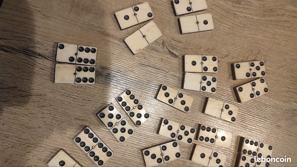 Jeux de dominos ancien bois d'ébène et os dans coffret - Jeux & Jouets