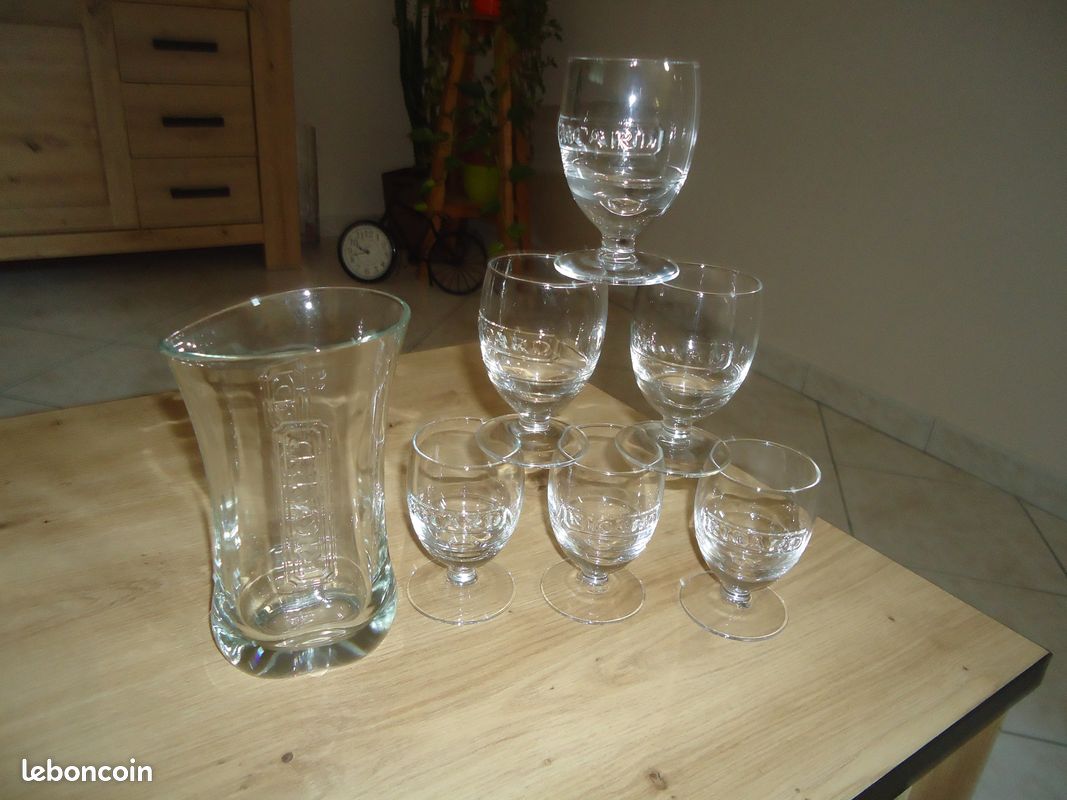 Verres ballon Ricard transparent avec sa carafe et son Logo en relief ...