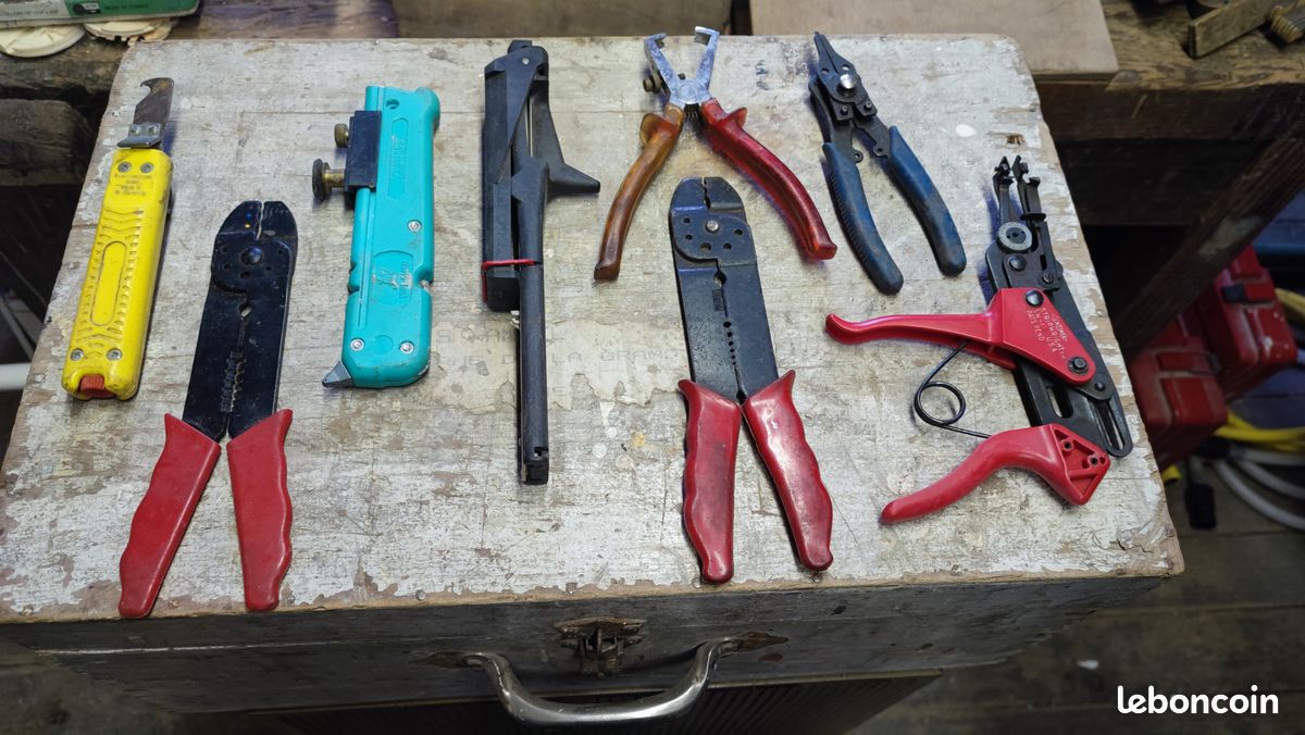 Dénudé câble électrique et pour rislan - Bricolage