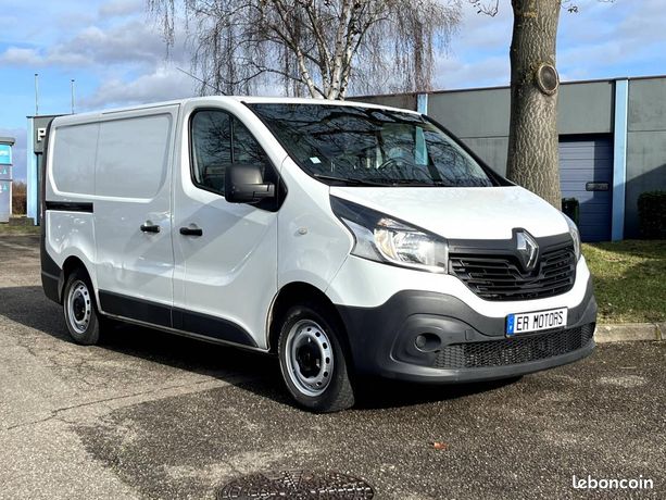 Utilitaires et fourgons d’occasion « camionnette essence » Toute la ...