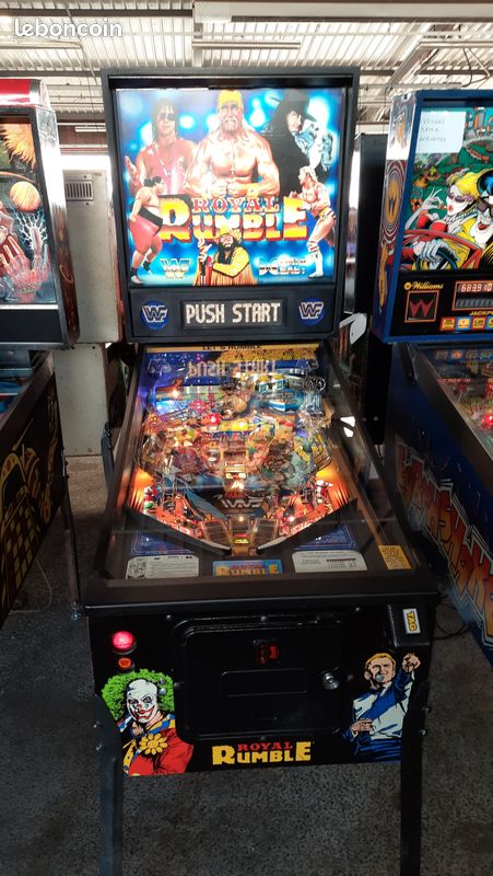 Vends flipper wwf royale rumble - Collection