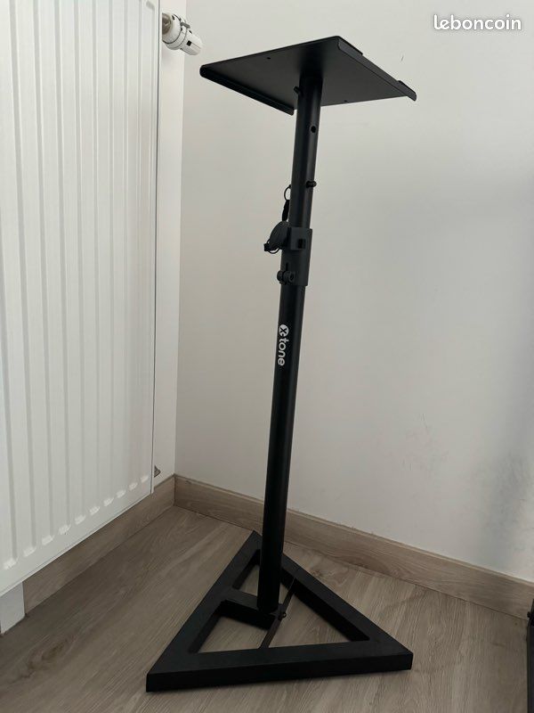 Paire de yamaha hs8 + stands - Photo, audio & vidéo