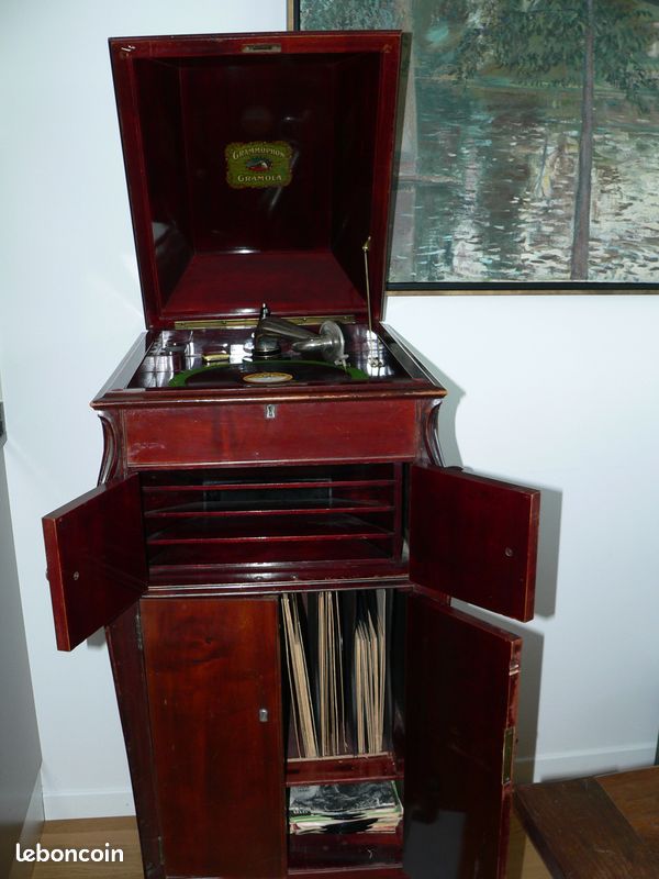 Gramophone - phonographe Gramola His Masters Voice 1929 - Antiquités