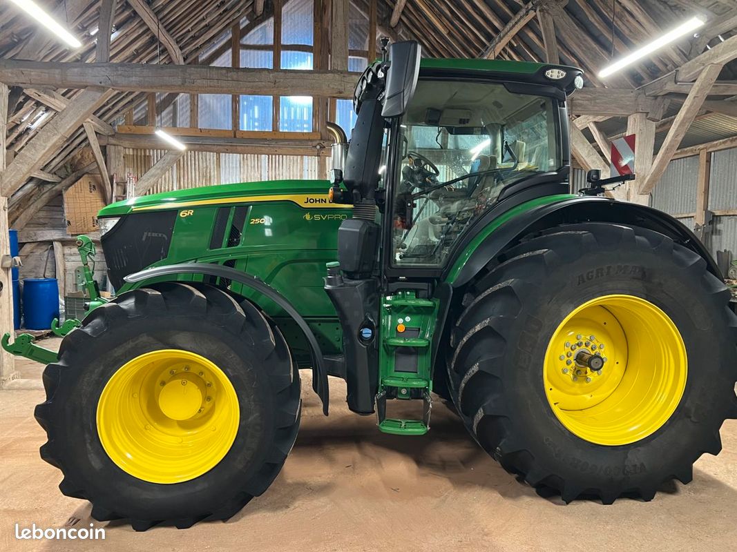 John Deere 6R250 - Tracteurs