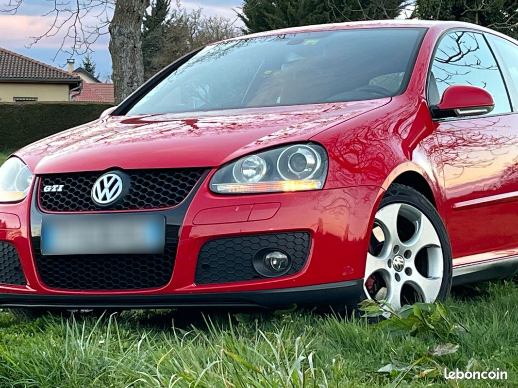 Golf gti-5 gti- Carnet vw-2eme Main - Voitures