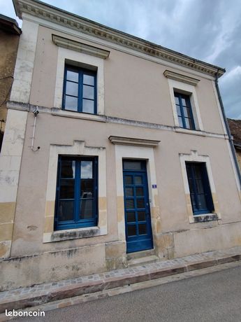 Maison à vendre et vente appartement Bazouges Cré sur Loir (72200)