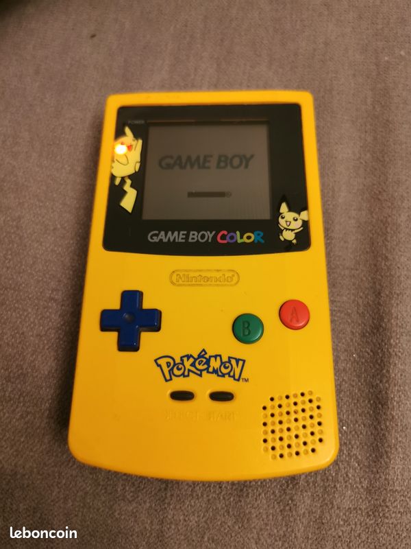 Gameboy color Pikachu officiel - Jeux vidéo
