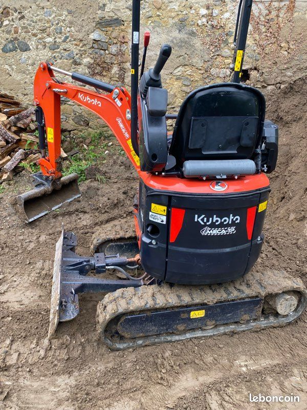 mini-pelle-kubota-1t-et-2-7t-btp-chantier-gros-oeuvre
