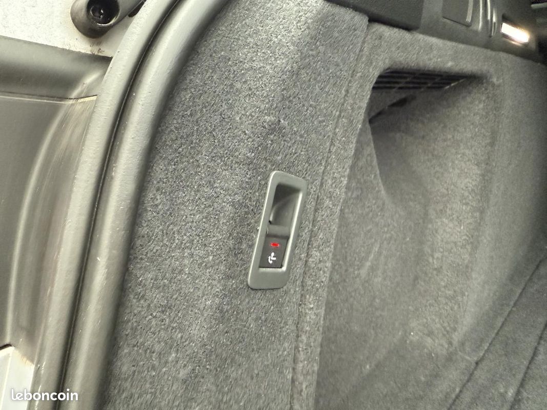 AUDI A4 AVANT Avant 2.0 35 TDI - 163 - S-tronic Business line - Voitures