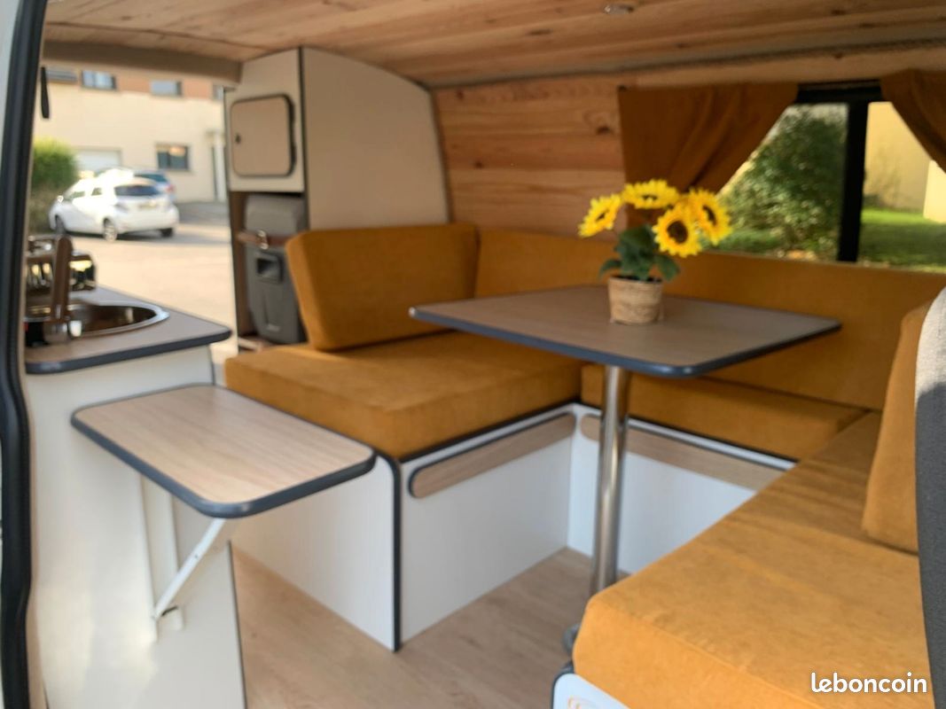 Volkswagen T6 102 CV aménagé - Caravaning