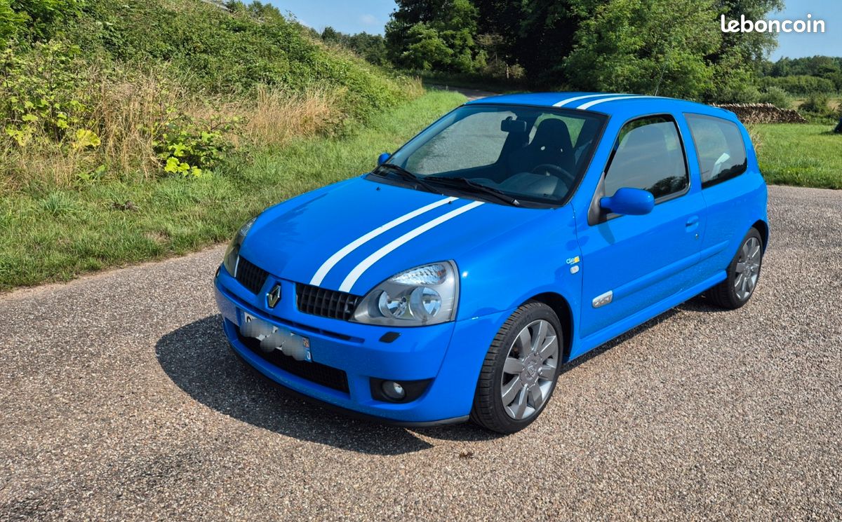 Clio rs team " rare " - Voitures