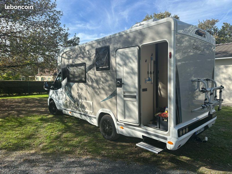 Chausson 170 cv boite auto porte accès soute - Caravaning