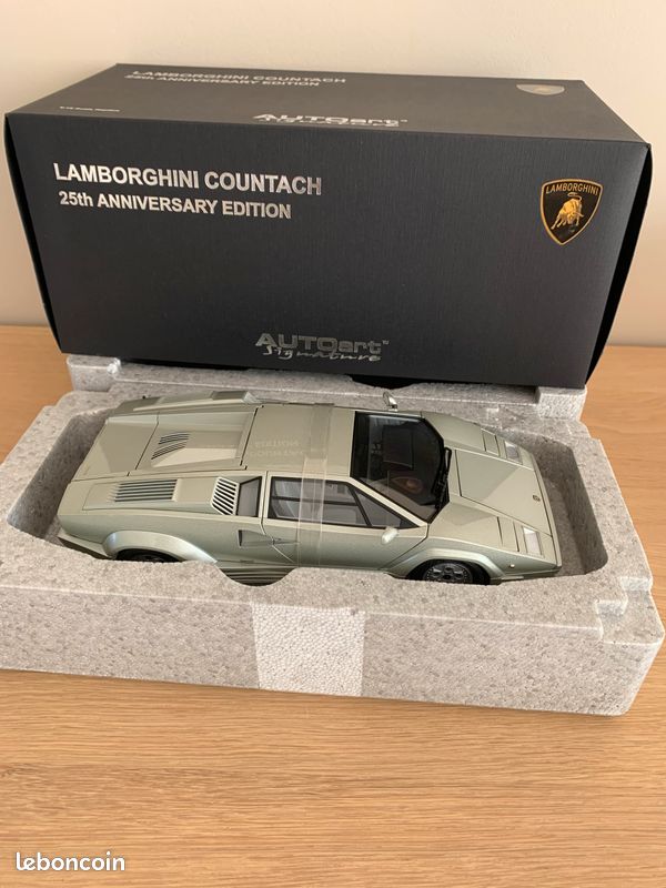 Lamborghini Countach 25 th Anniversary Autoart 1/18 - Collection