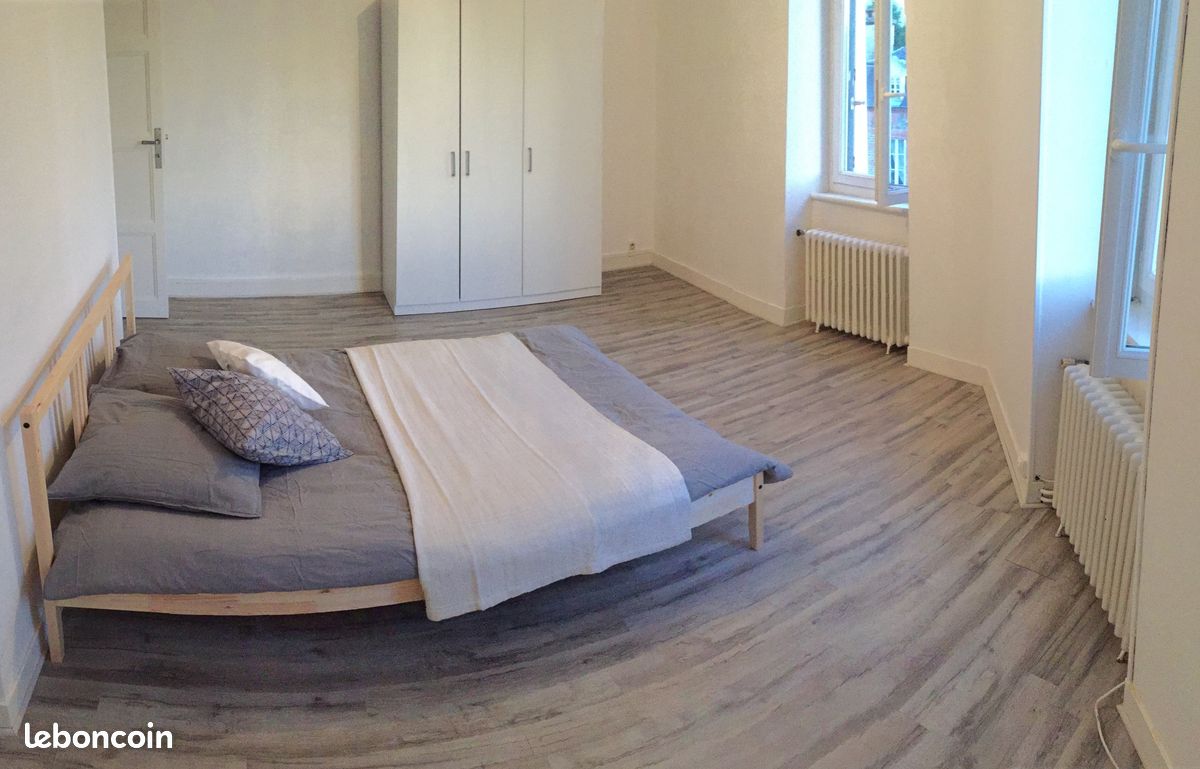 Bel appartement T2 de 49m2 meublé situé au dernier étage d’un petit ...