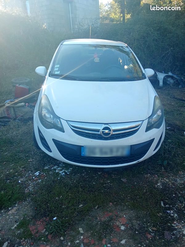 Opel corsa - Voitures