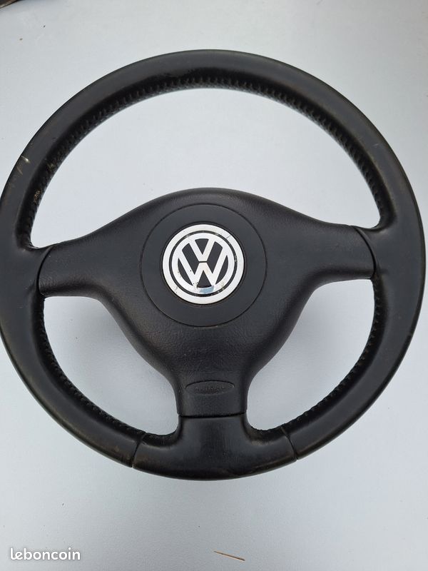 Volant golf 4 - Équipement auto