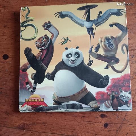 Cadre Kung Fu , sac banane , sifflet - Jeux & Jouets
