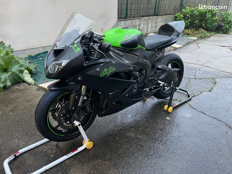 Zx6r 2010 route et piste - Motos