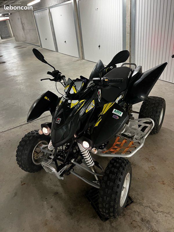 Quad 400 access motor - Motos