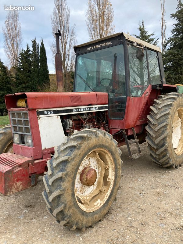 Tracteur IH 955 - Tracteurs