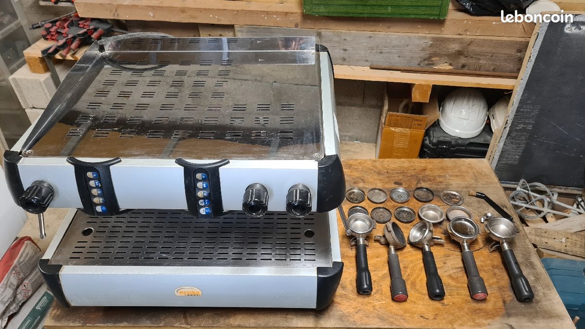 Machine à café Conti ESSIKA 2 groupes - Équipements pour restaurants ...