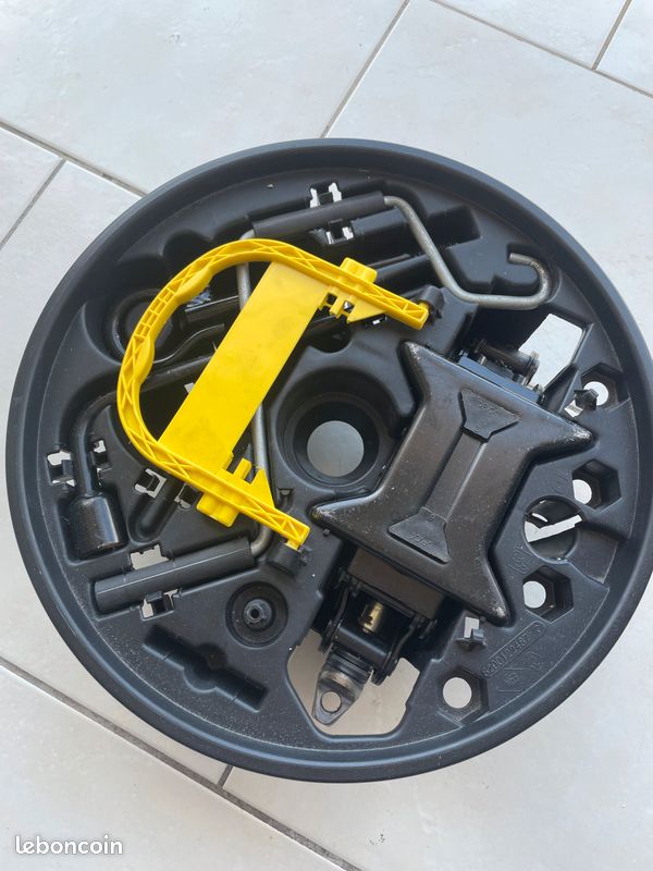 Kit roue de secours - Équipement auto