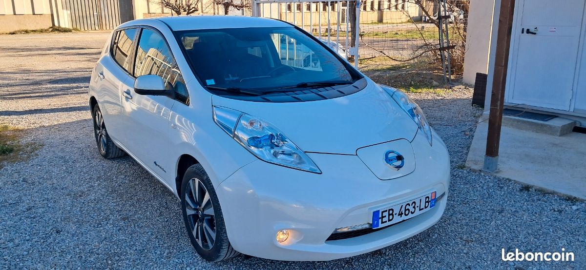 NISSAN LEAF 30kw TEKNA + Panneau Solaire - Voitures